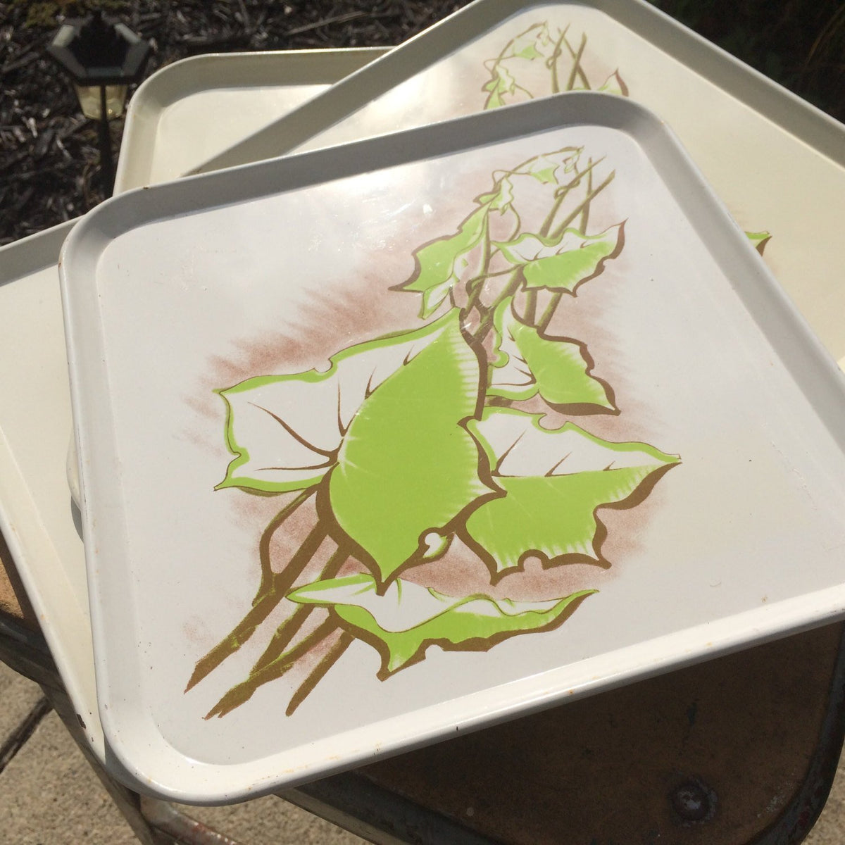 Vintage Metal Tray. Serving Tray with Green Leaf Pattern. Serving Patt